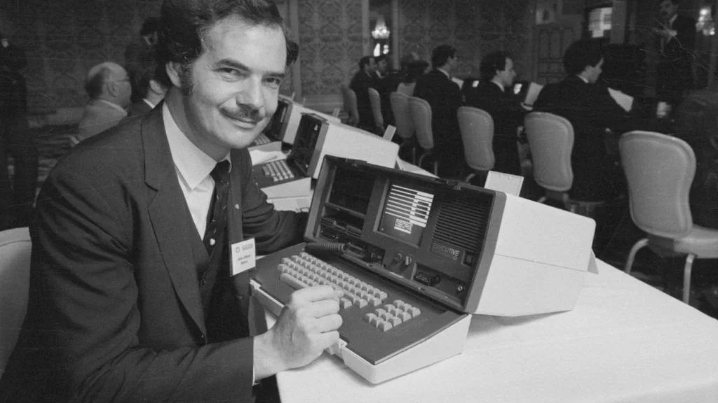 1981: Adam Osborne Invents the Laptop - Pivotal Moments — Pivotal