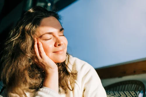 How to train your brain to think positive thoughts everyday — Calm Blog
