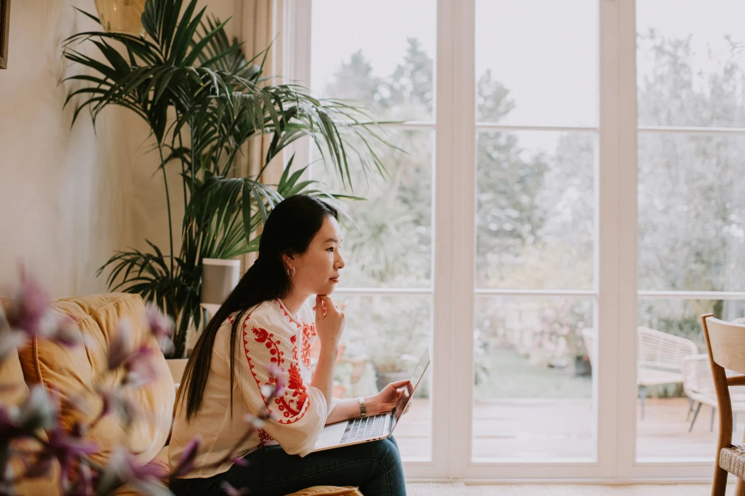 How to deal with crippling anxiety (plus signs & causes) — Calm Blog