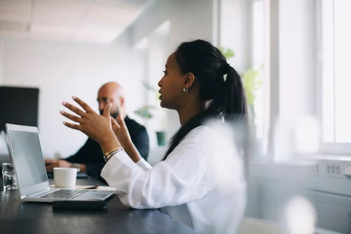 13 tips to create effective communication in the workplace — Calm Blog