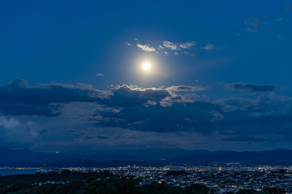 Is segmented sleep healthy? How it works and what to expect — Calm Blog