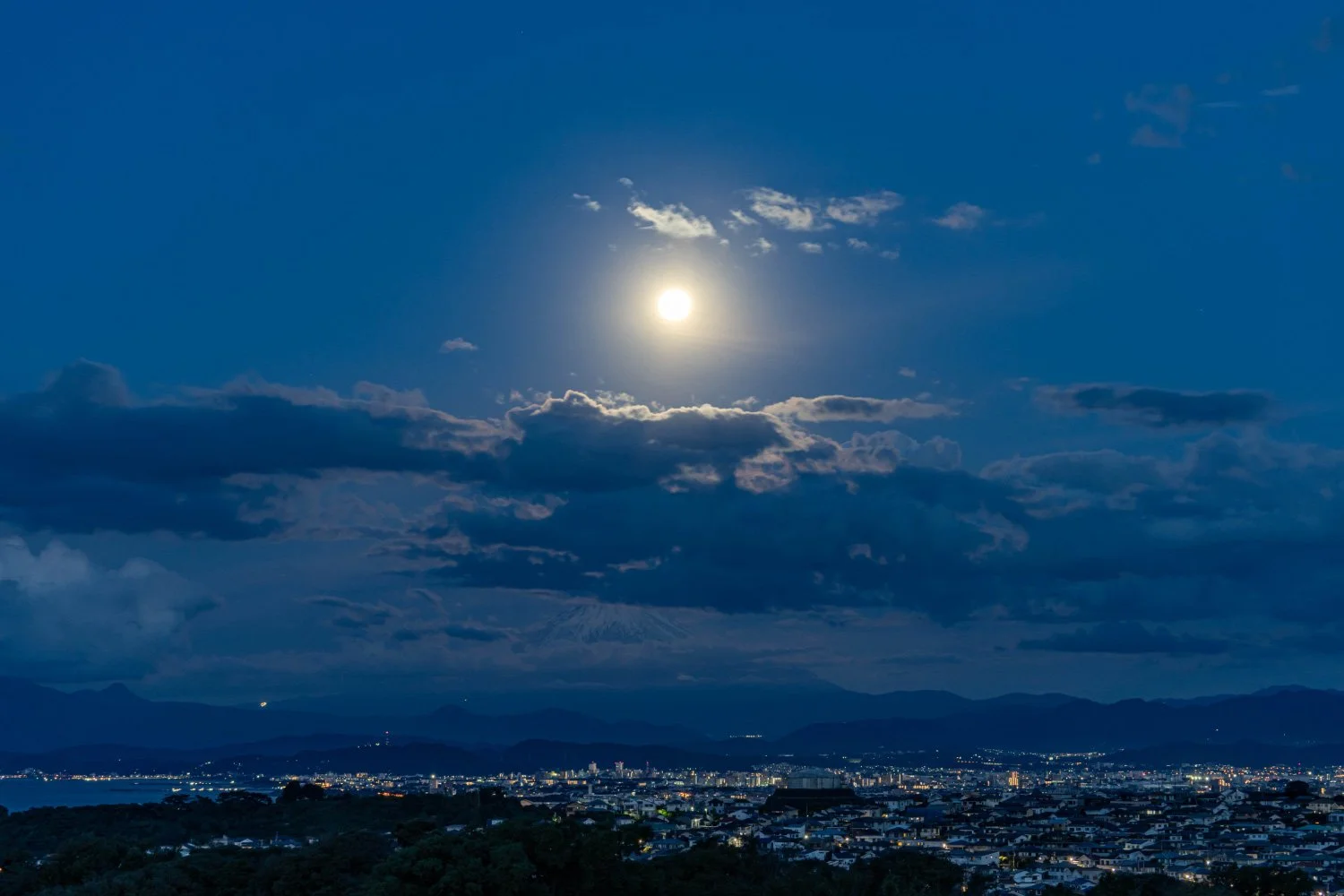 Is segmented sleep healthy? How it works and what to expect — Calm Blog