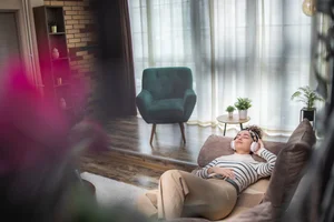 Polyphasic sleep: what it is, and possible benefits & risks — Calm Blog