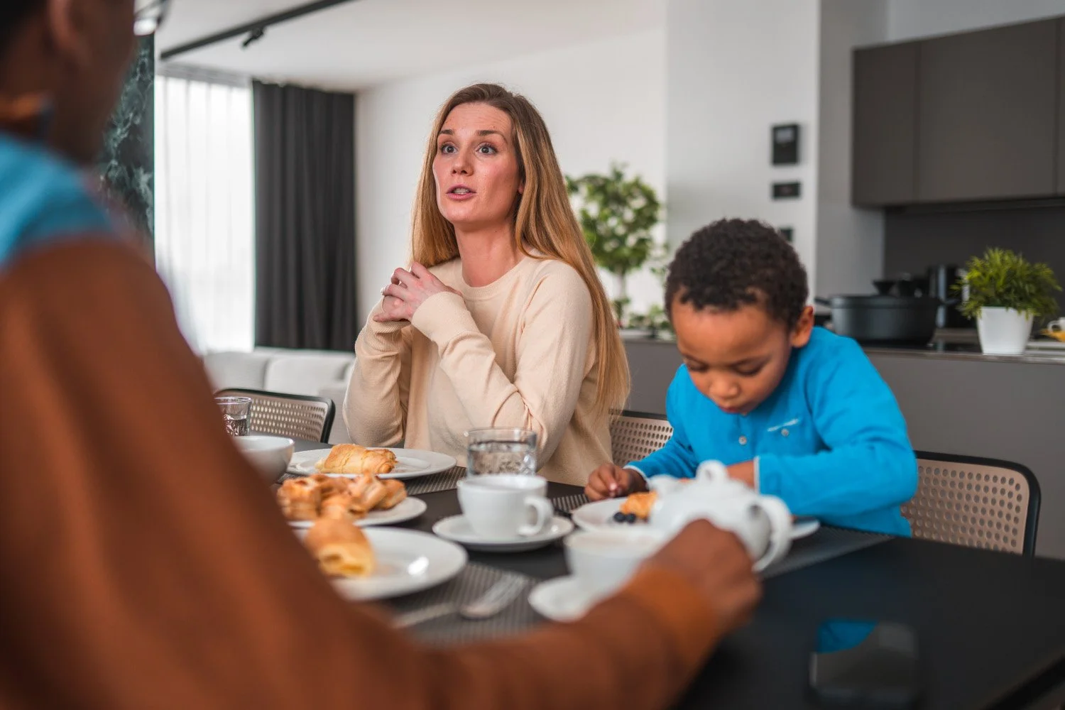 How to deal with toxic family members: 7 tips to help you cope — Calm Blog