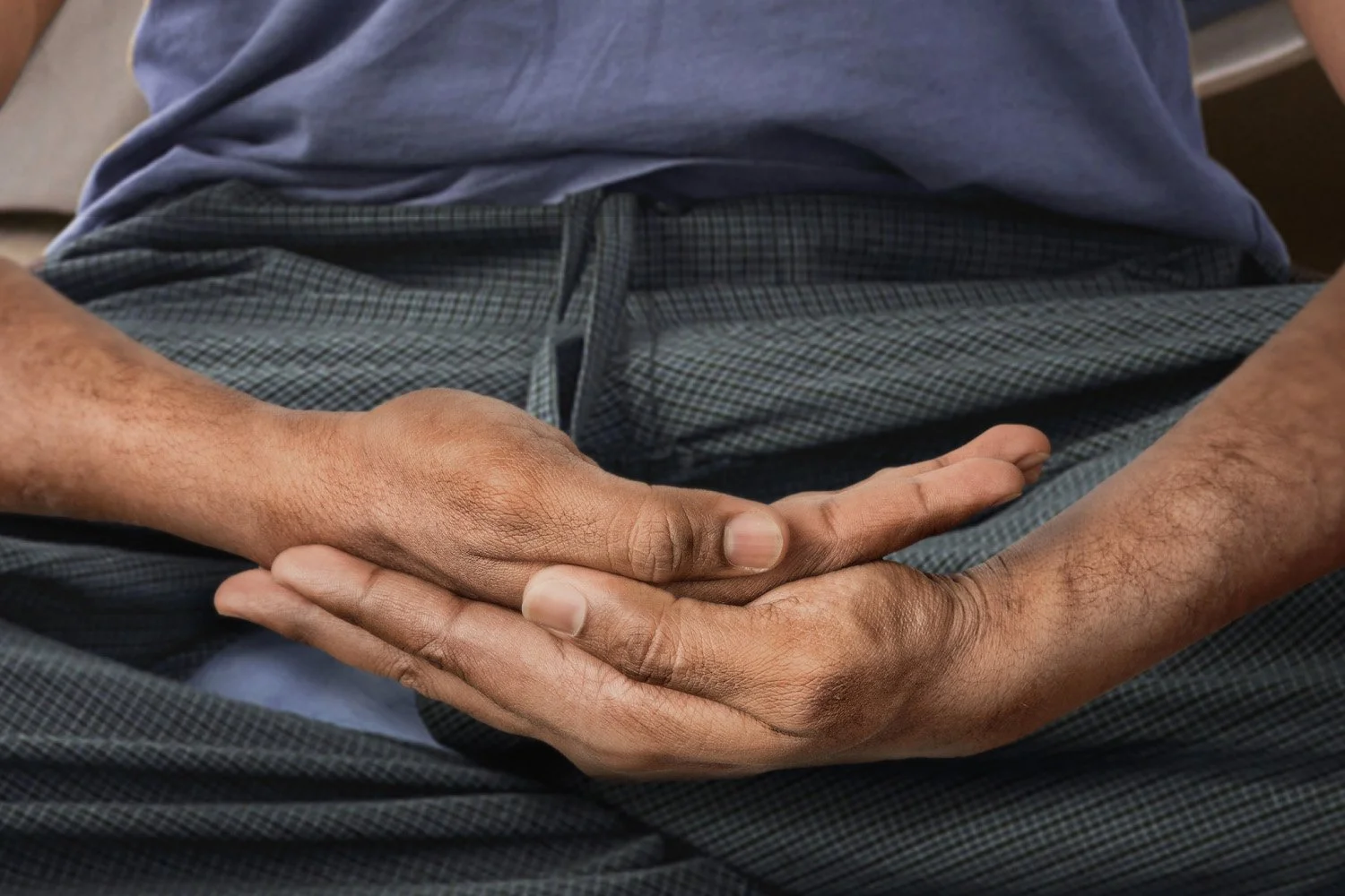 9 hand positions for meditation to add to your practice — Calm Blog