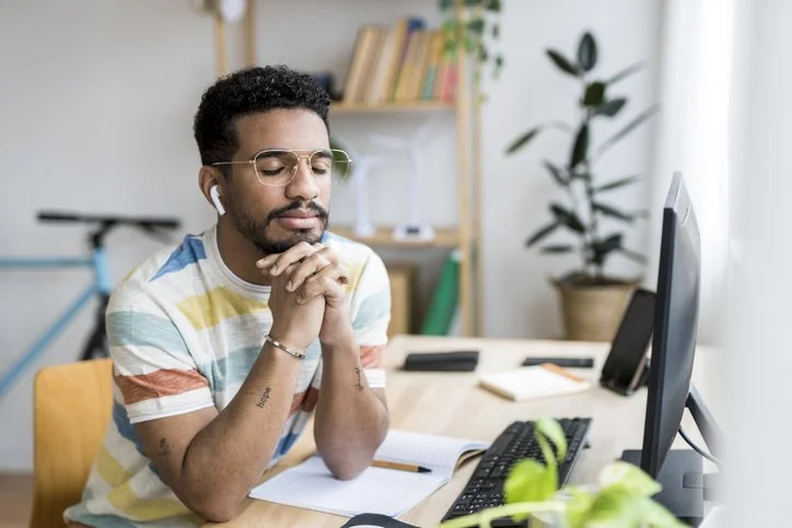 Can you meditate with music? How to practice music meditation — Calm Blog