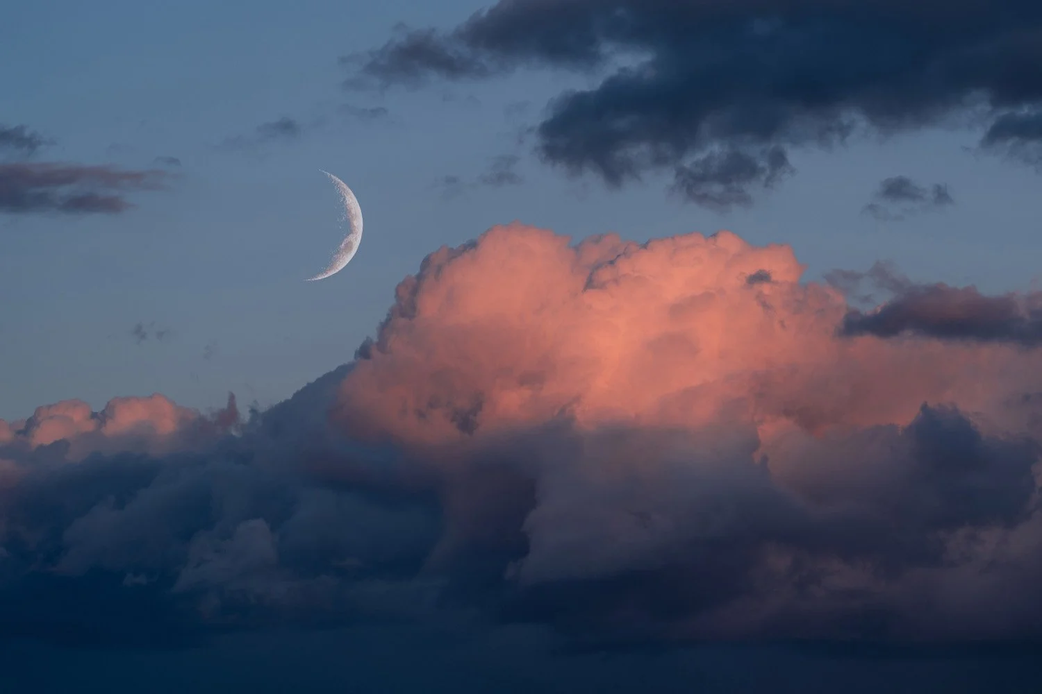 How to dream more: 6 tips to increase how often you dream — Calm Blog