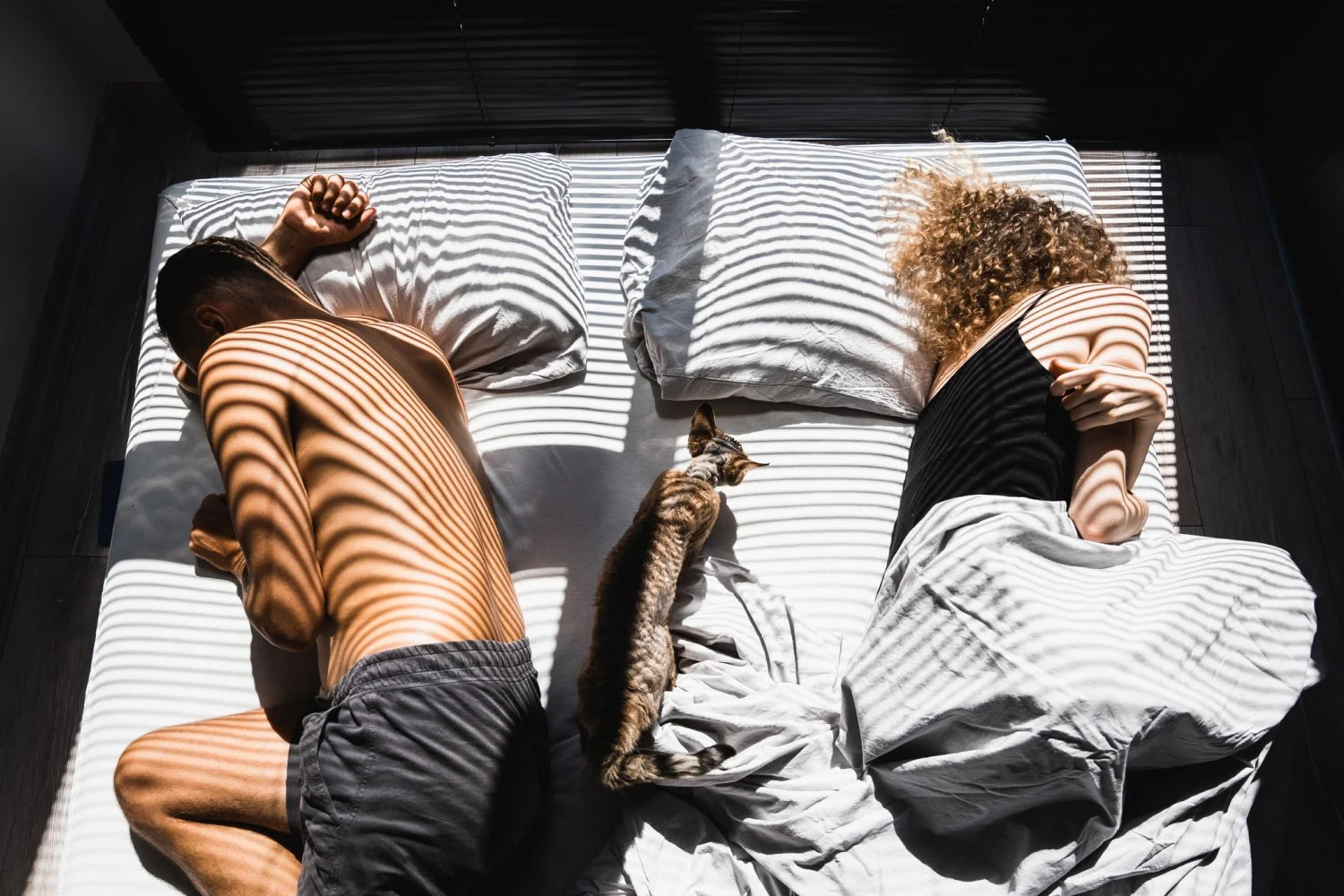 Feeling distant from your partner? Signs, causes & what to do — Calm Blog