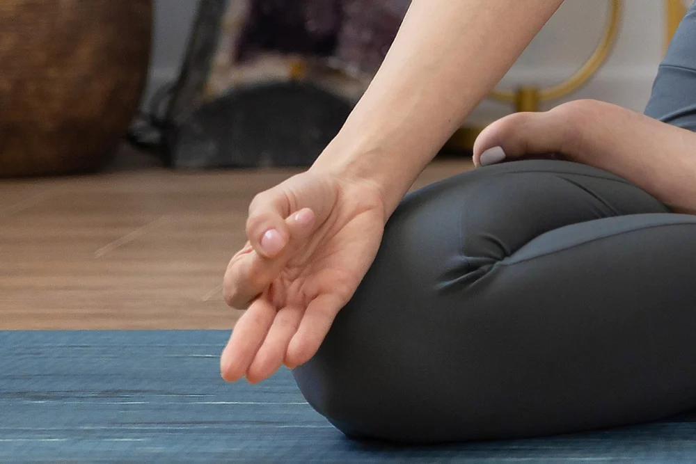 9 hand positions for meditation to add to your practice — Calm Blog