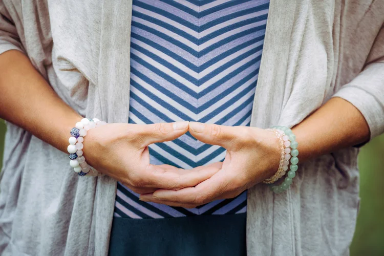 9 hand positions for meditation to add to your practice — Calm Blog