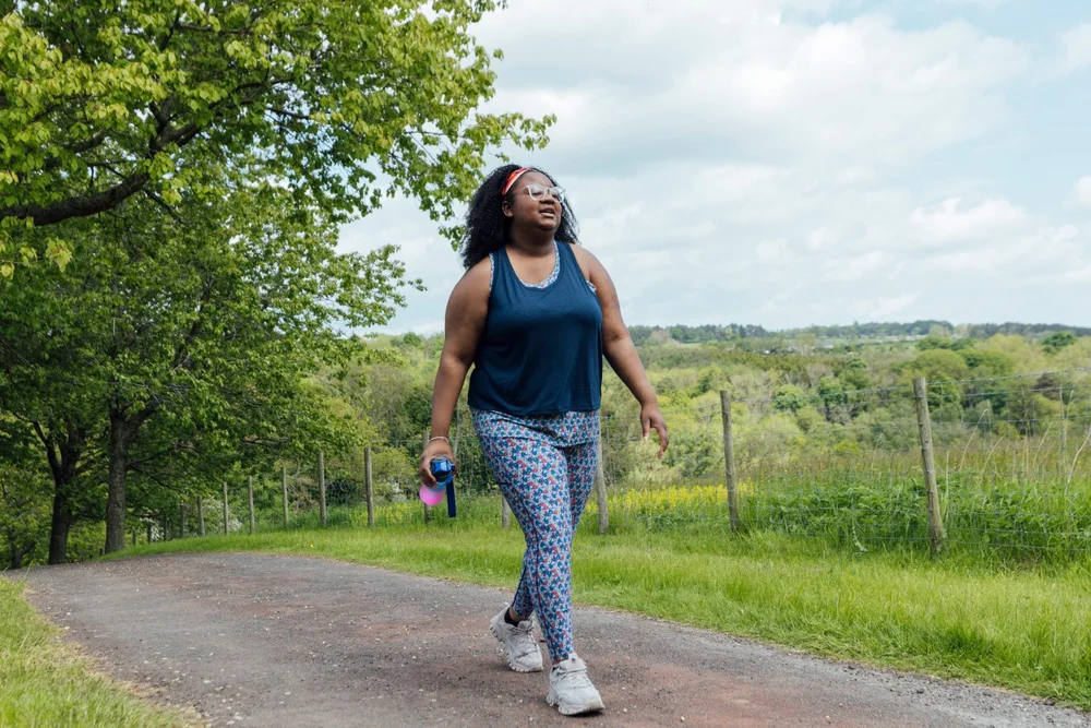 5 health benefits of walking after eating (and how to try it) — Calm Blog