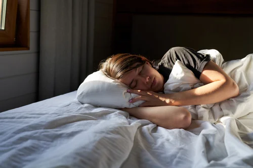 REM sleep vs. deep sleep (and how much do you need of both?) — Calm Blog