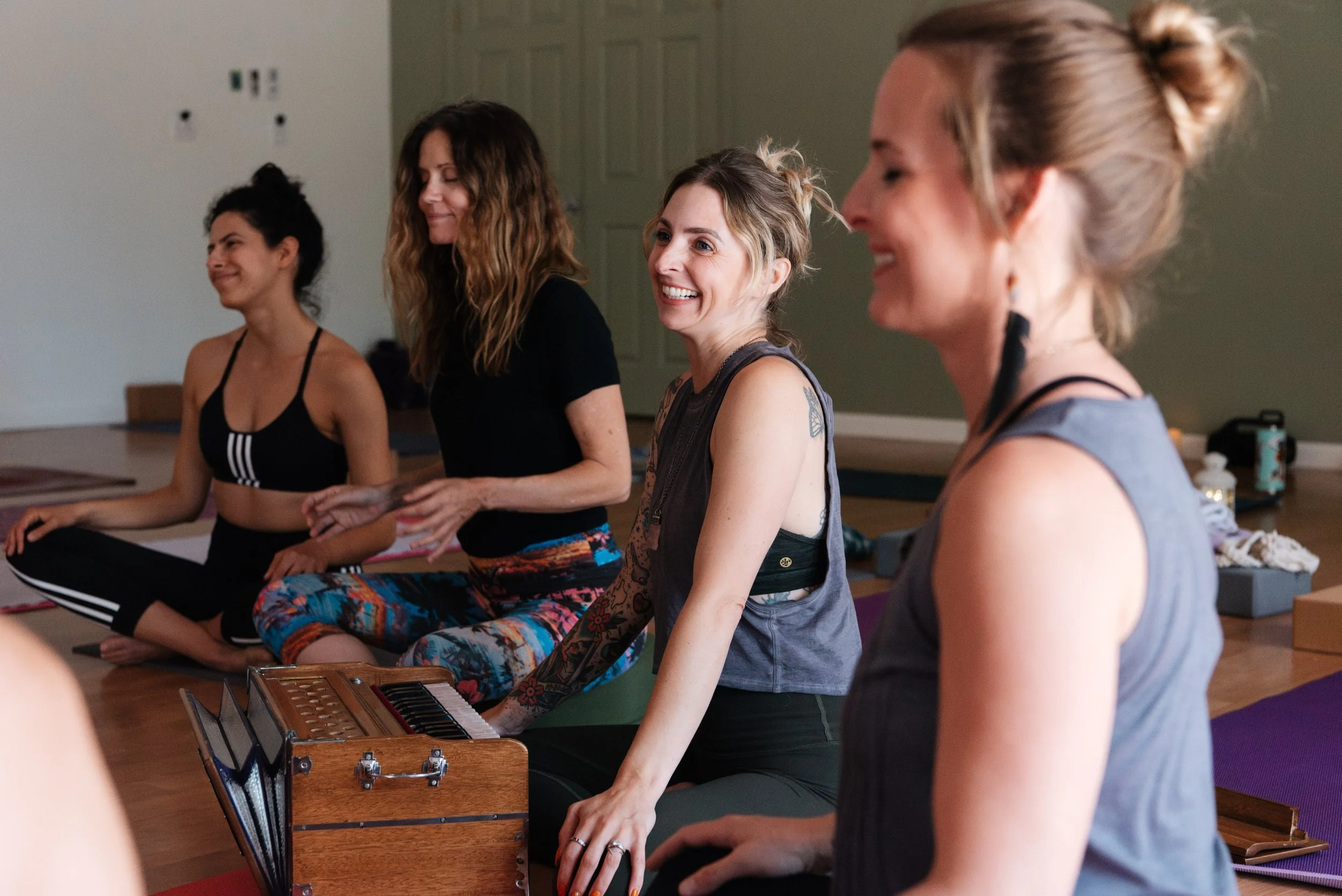 General 4 — collette om | yoga & tarot