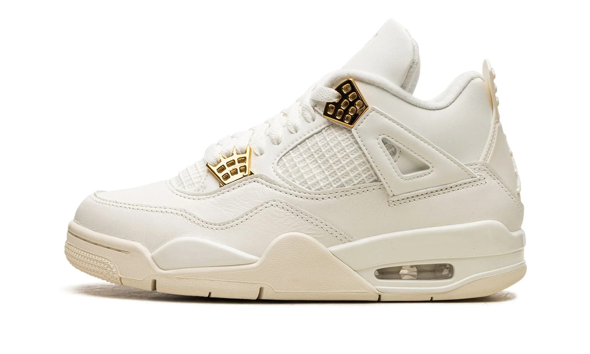 Air Jordan 4 Bred Reimagined — Sneaker Sapphire