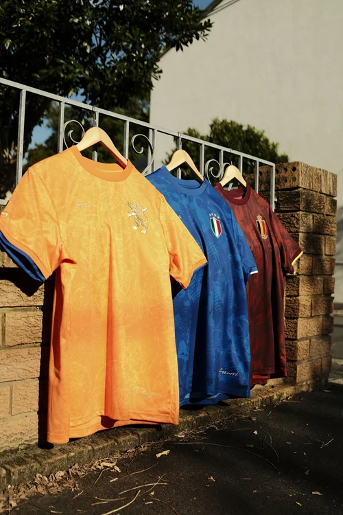 Comma Football — Born to License