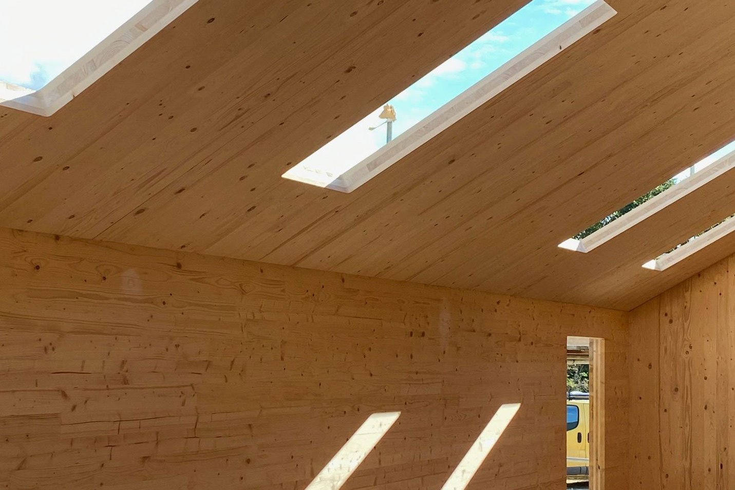 What are the benefits of building with CLT? — ConstruktCLT