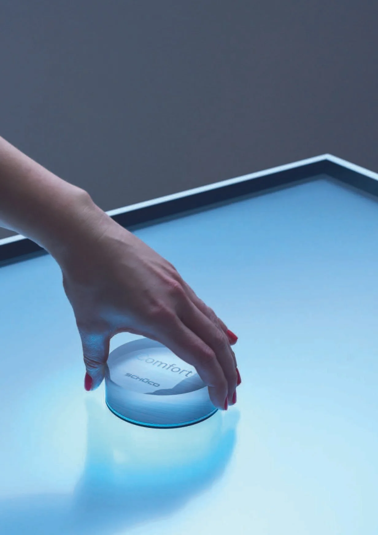 Tangible Object Recognition Table - Immersive Touch Technology for...