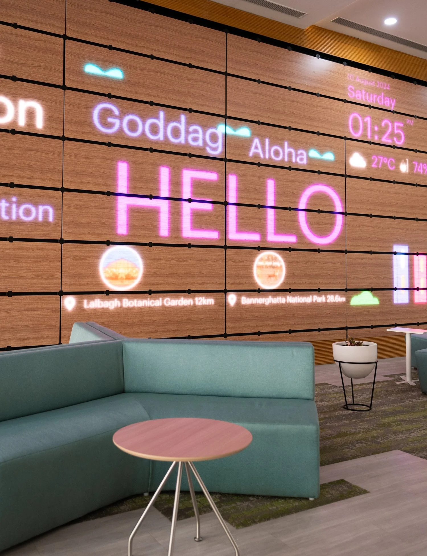 Veneer LED Wall