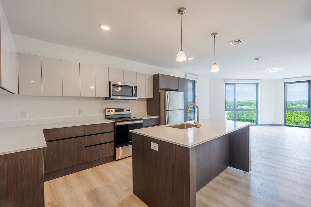 Live at — THE HOWARD