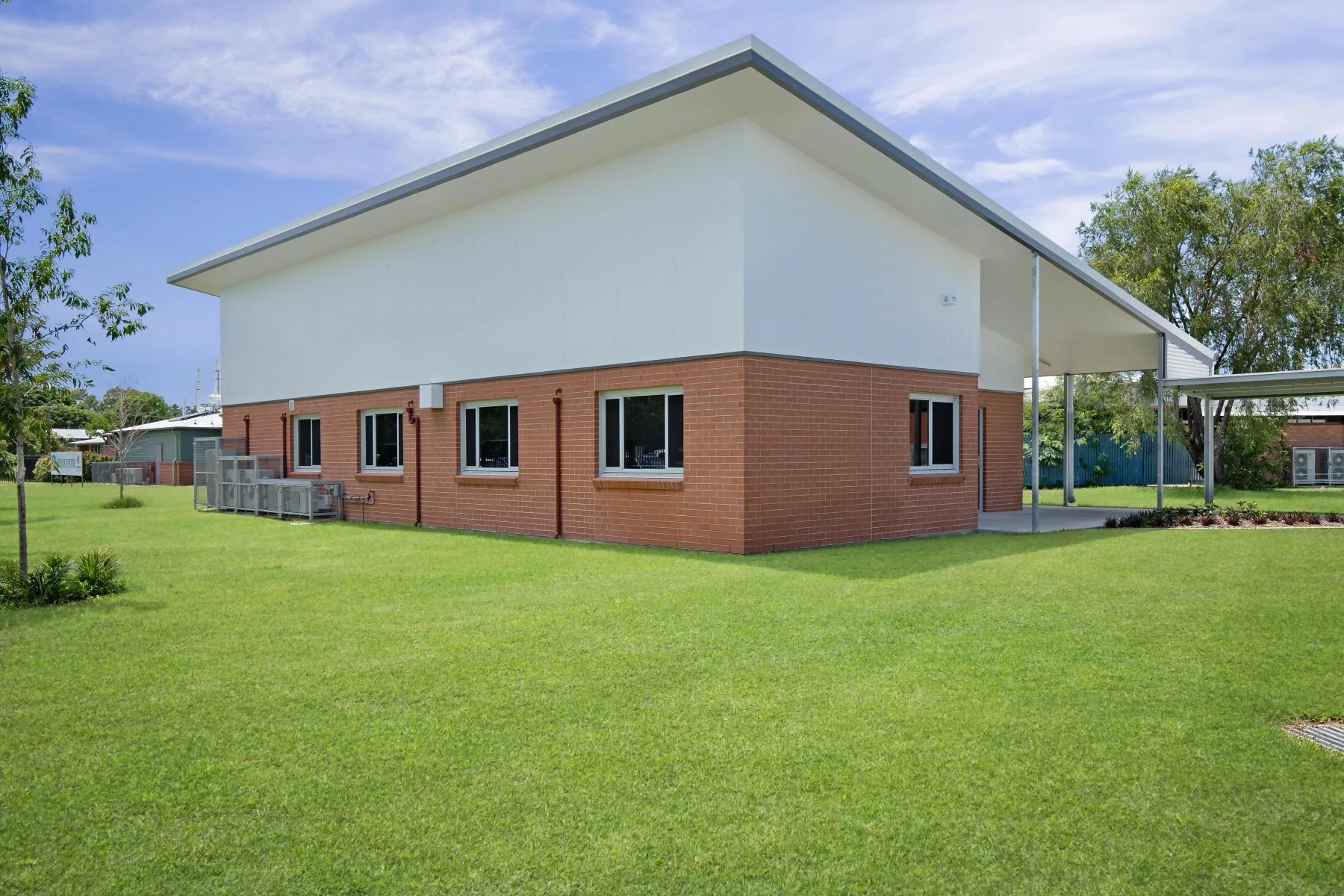 Heatley Secondary College | B&N Glass & Aluminium | Commercial Glazing ...