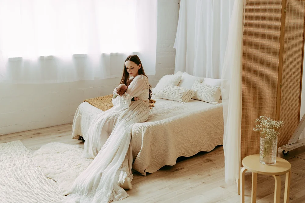 Minneapolis Newborn, Maternity & Family Photographer | AMG Photography