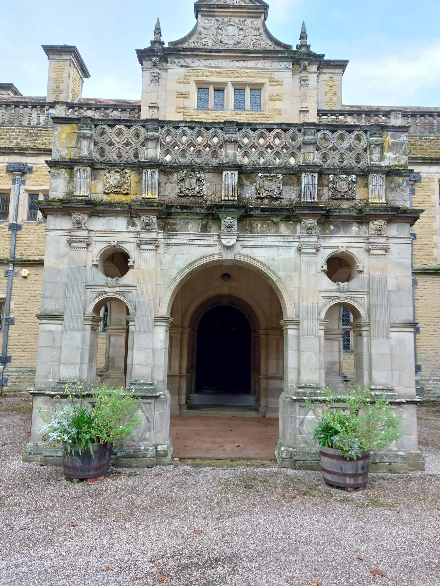 Stokesay Court