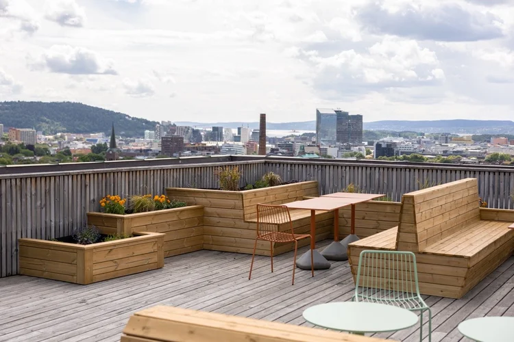 Rooftop terrace Grünerløkka — Bunks at Rode - Hostel in Oslo
