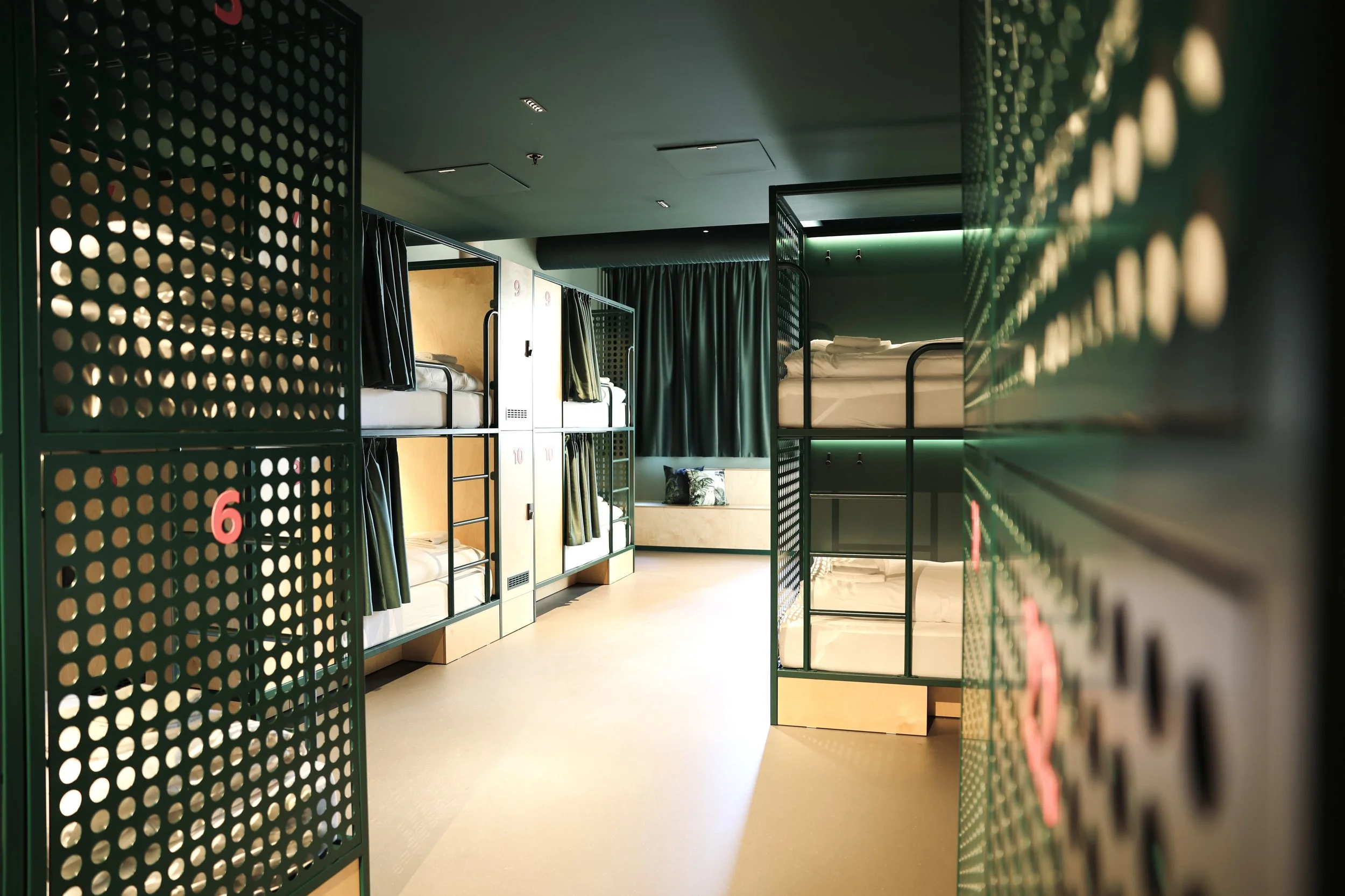 Bunks at Rode - Hostel ｜ Studio Apartments ｜Rooftop Terrace