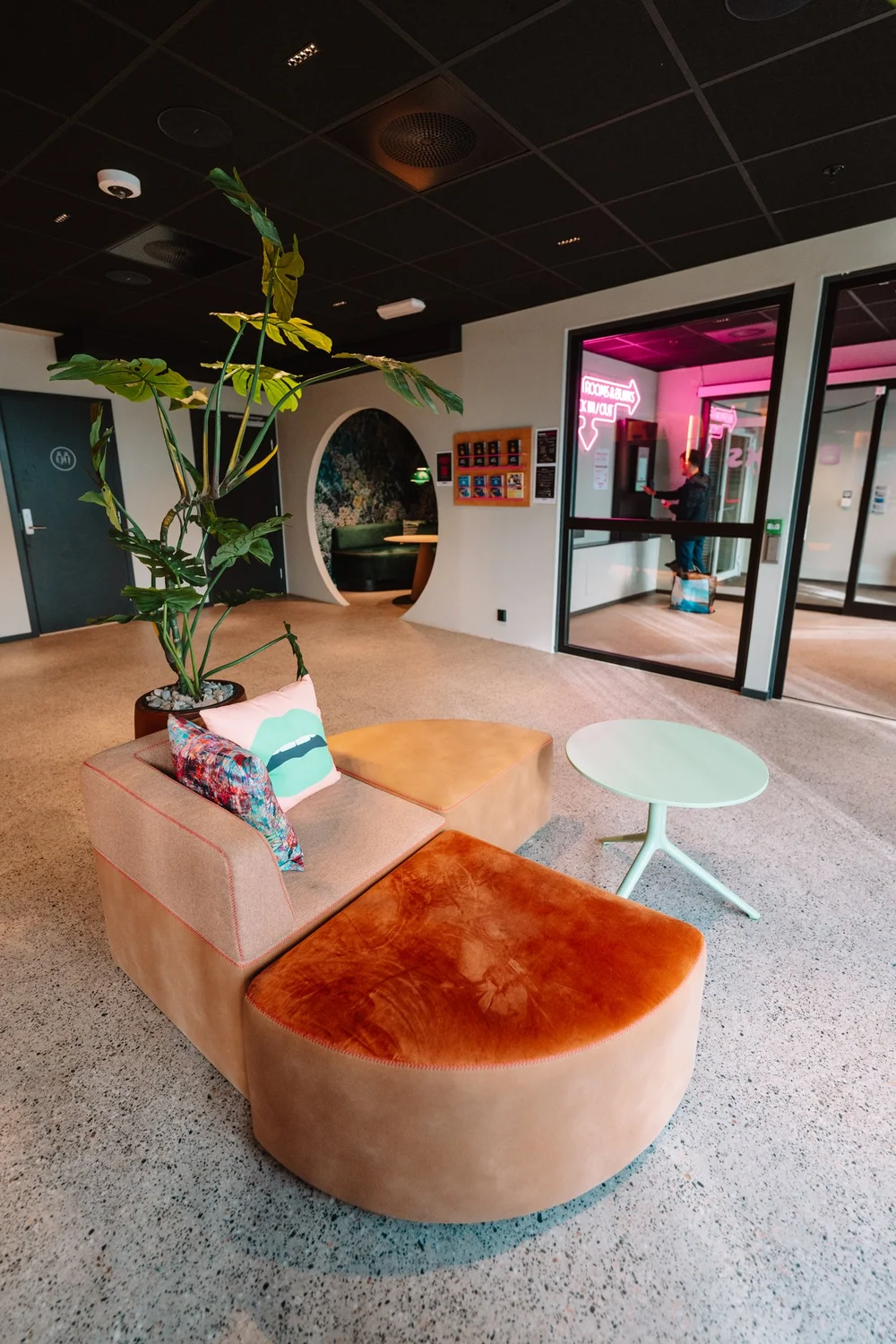 Bunks at Rode - Hostel ｜ Studio Apartments ｜Rooftop Terrace