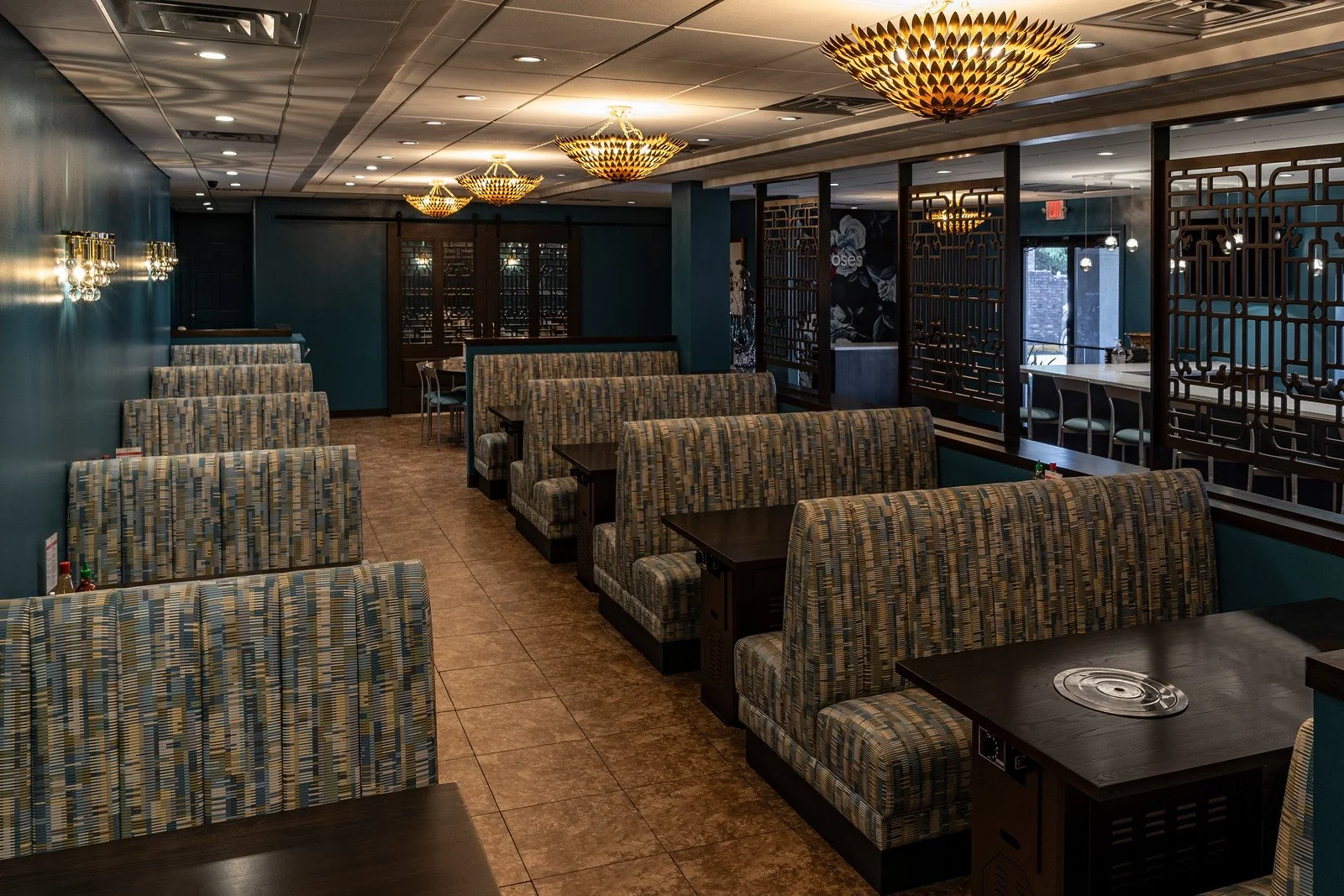 9 Roses — Curtis Herring Interior Design