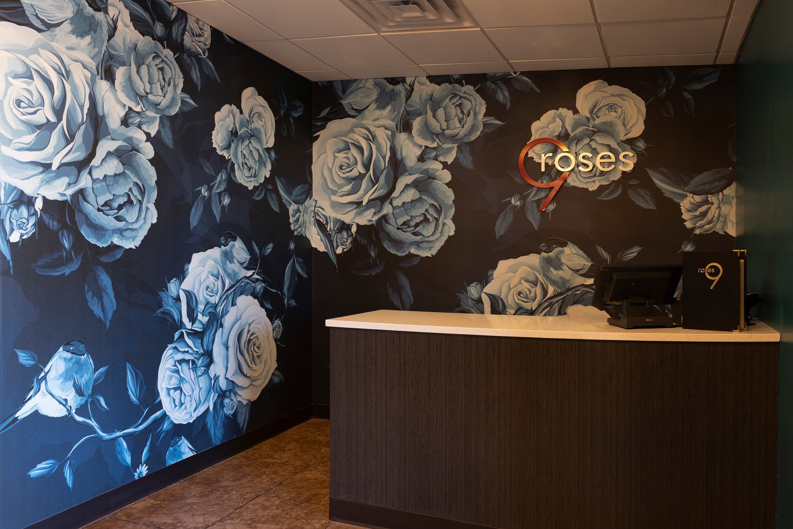 9 Roses — Curtis Herring Interior Design