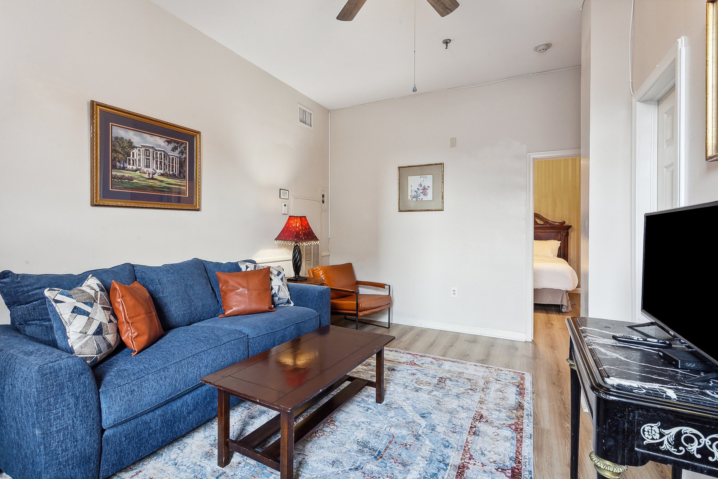 Photo Gallery — Hotel Maison Pierre Lafitte