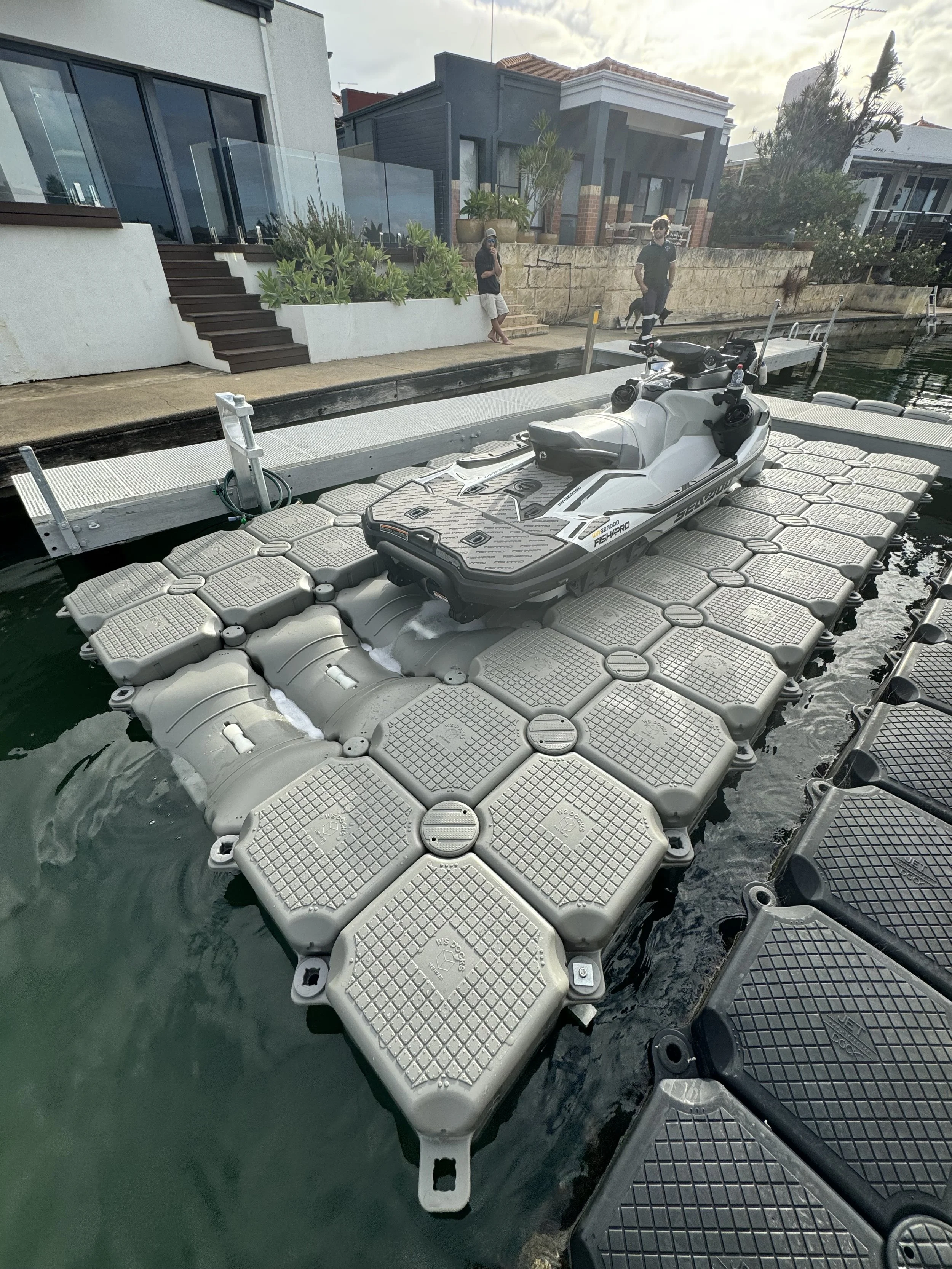 Services — WS Docks