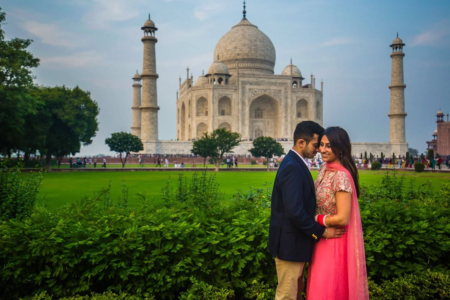 Rahul Rana Named Best Fine Art Photographer 2024 (Midwest USA) in Luxlife Global Wedding Awards ...