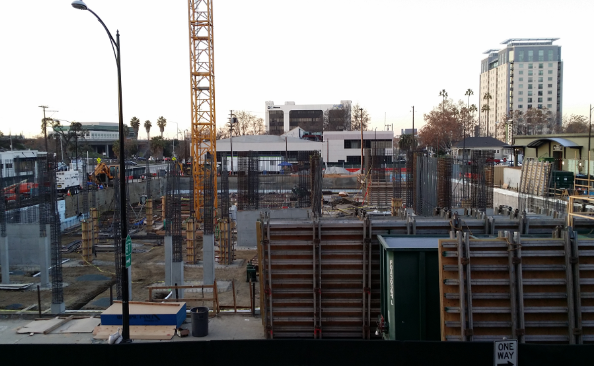 Centerra Tower — Studio Current