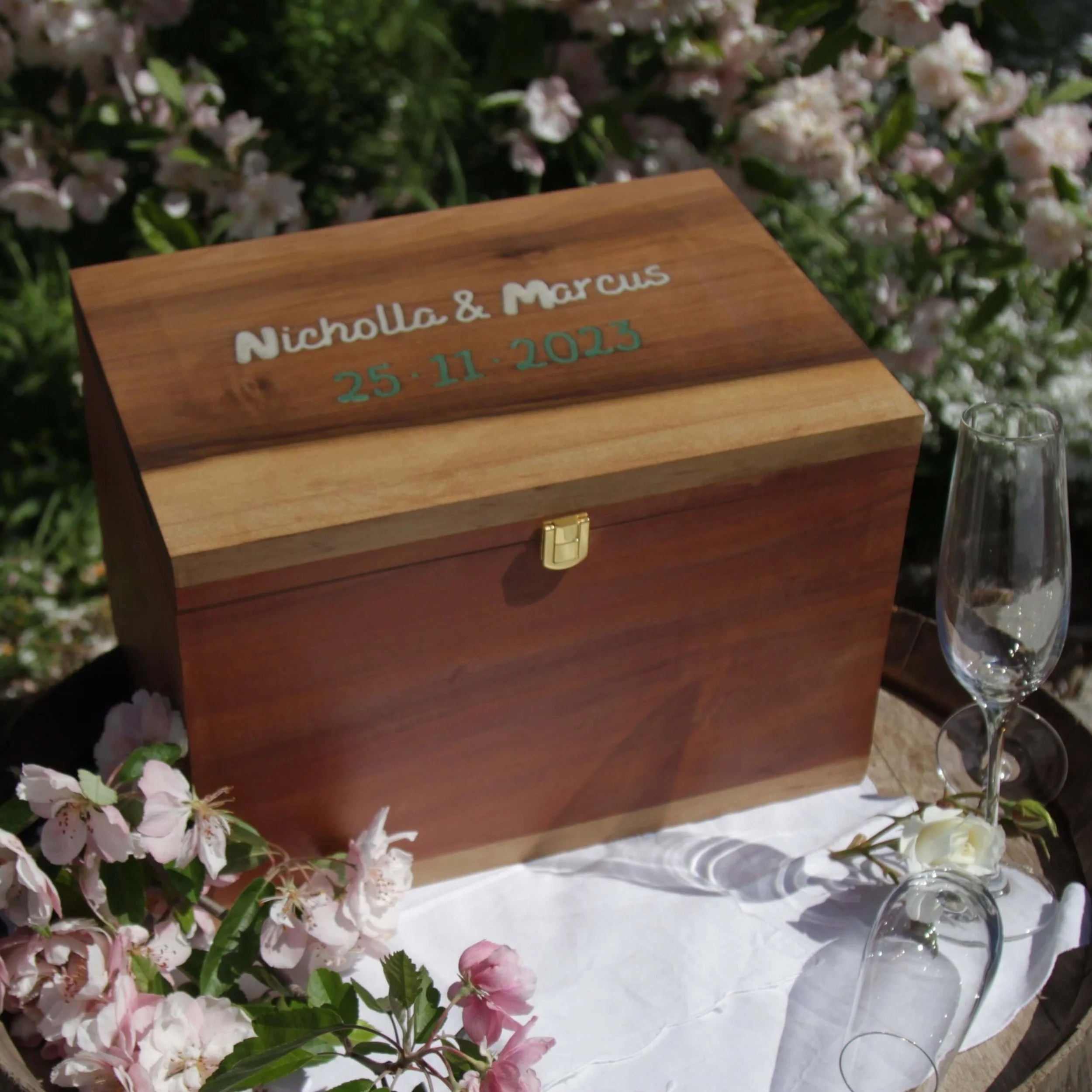 Audio Guest Books, Tasmanian Wedding Ice Sculptures — The Tasmanian ...