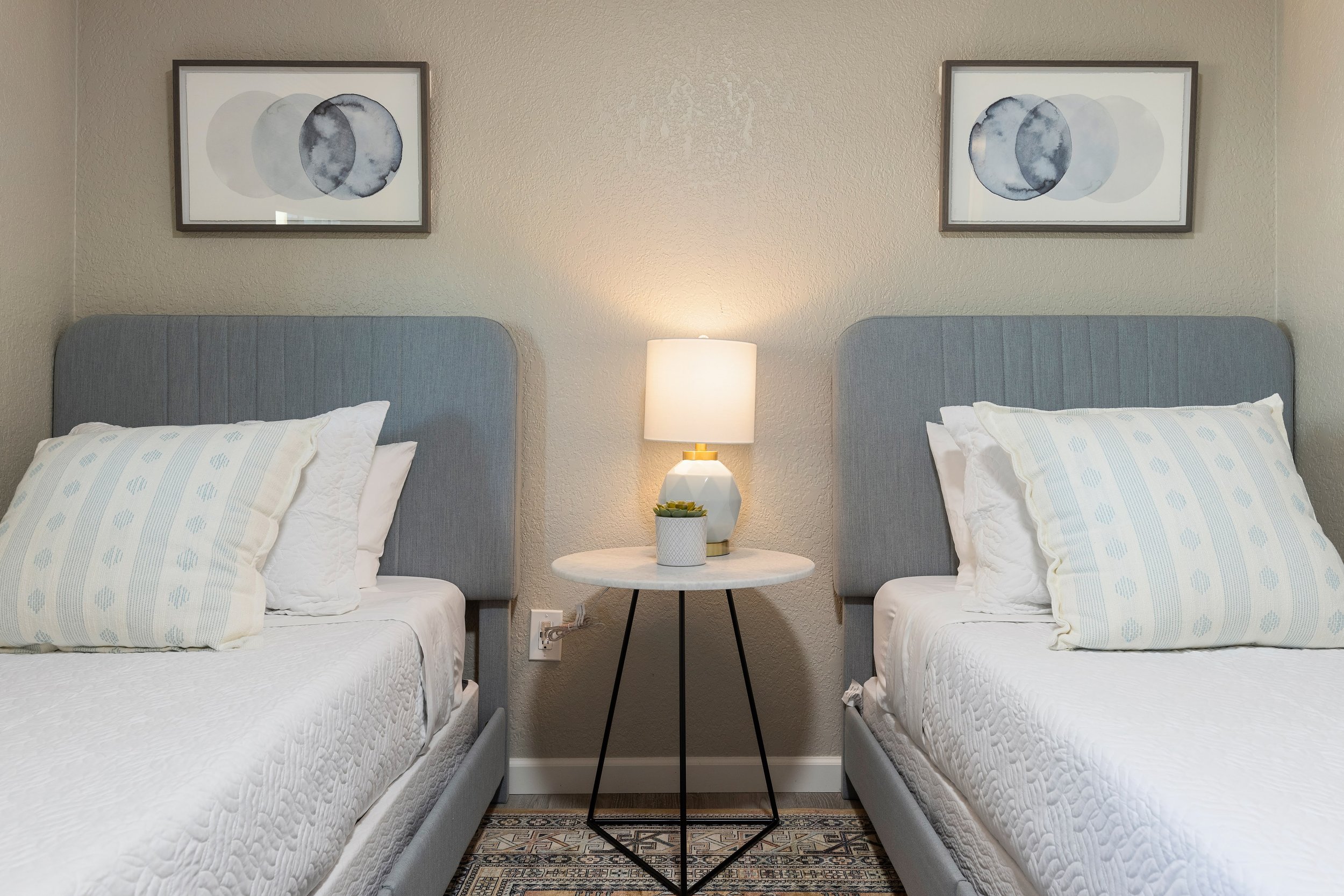 Casa Paradiso — STR