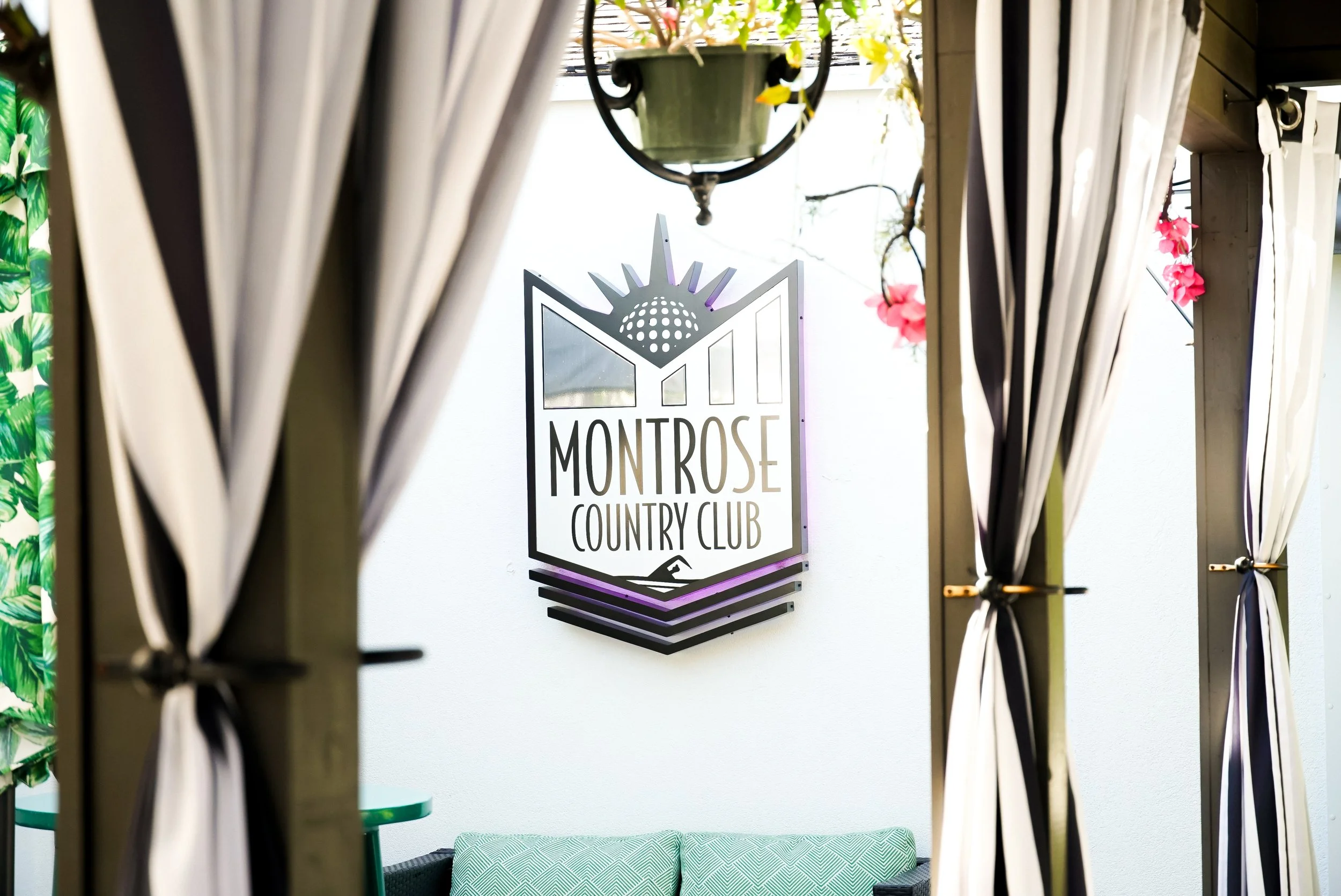 The Montrose Country Club