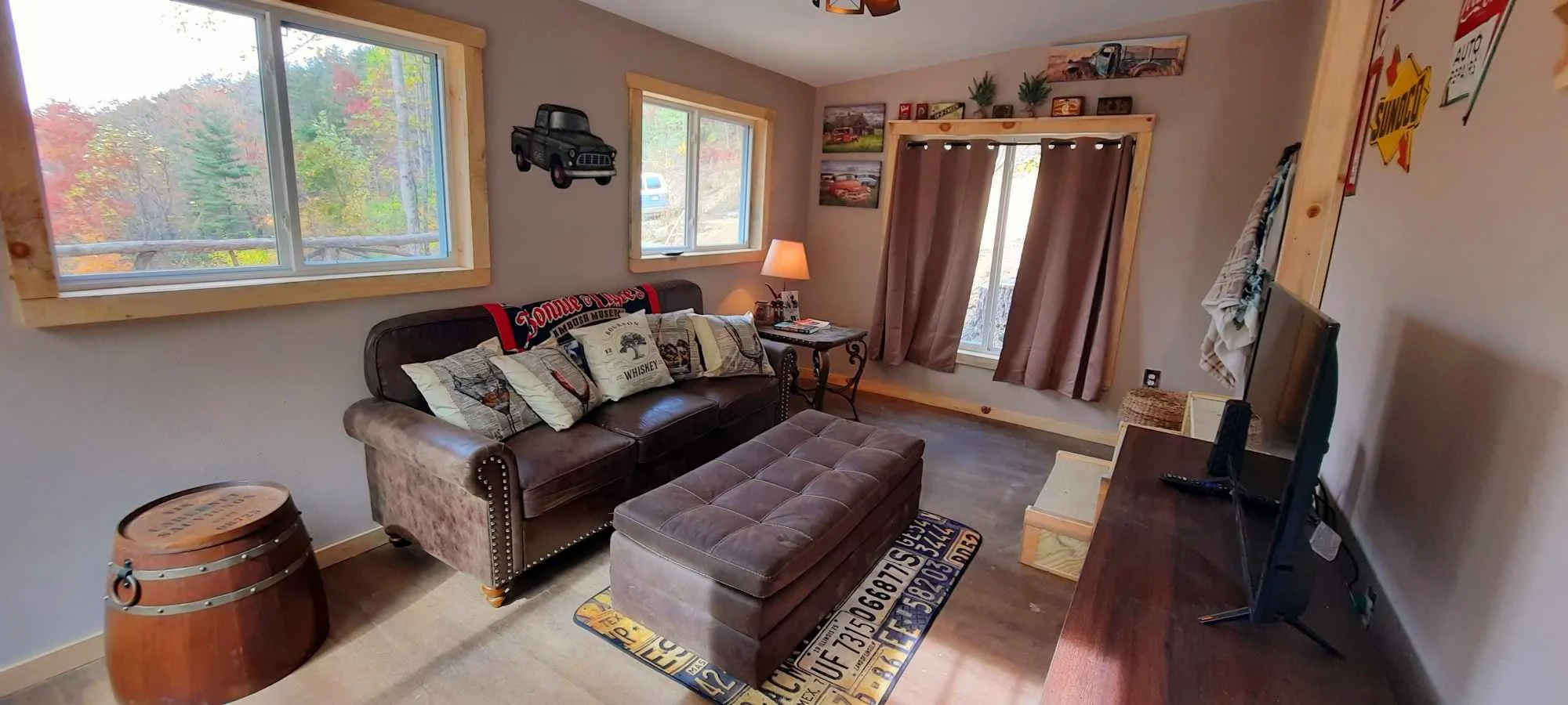 Bonnie & Clyde Hideout — Buck Ridge Mountain Resort