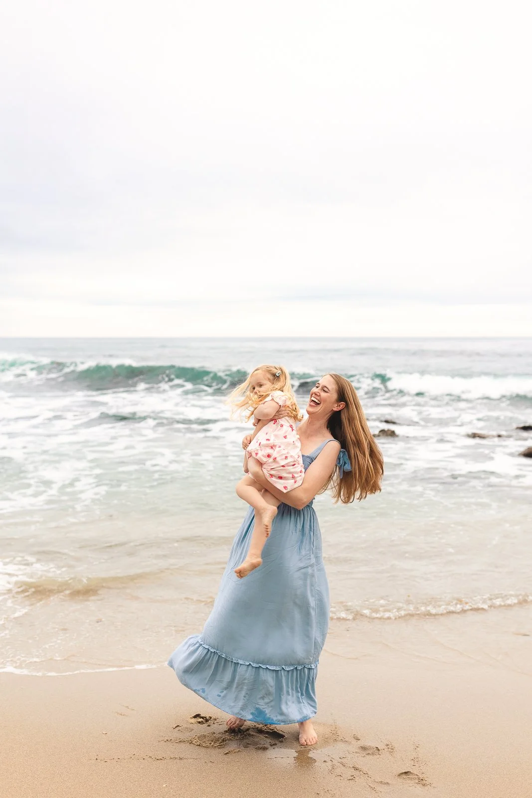 Playful Family Photoshoot at Heisler Park