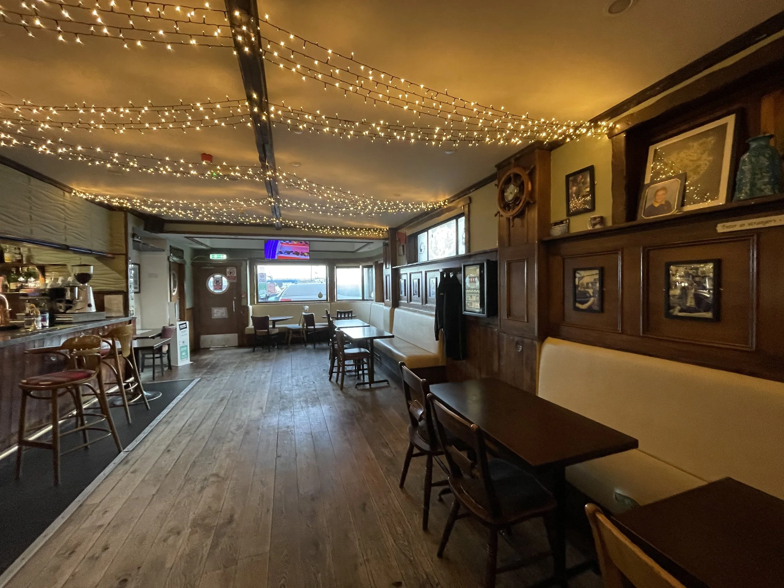 The Ferry Inn — Coast & Country Pubs