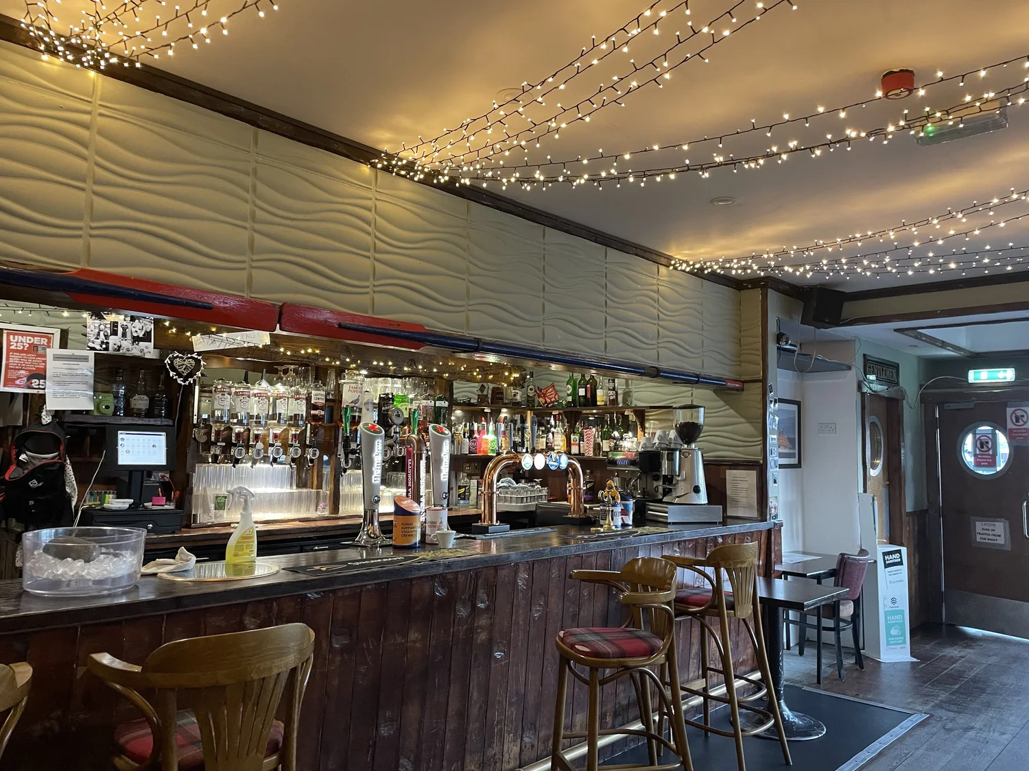 The Ferry Inn — Coast & Country Pubs