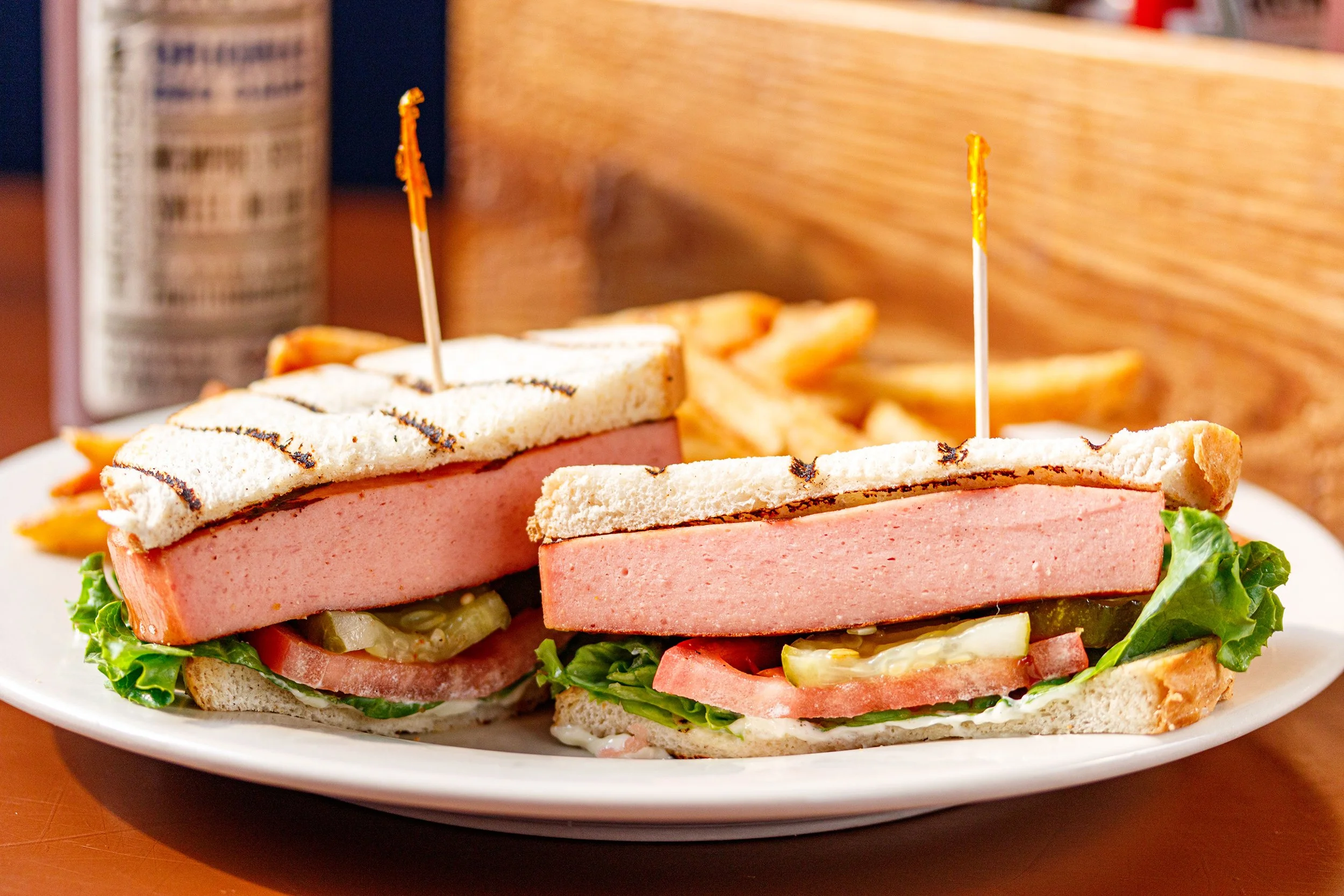 Eotech Bologna Sandwich 10 Ways To Elevate Your Bologna Sandwich
