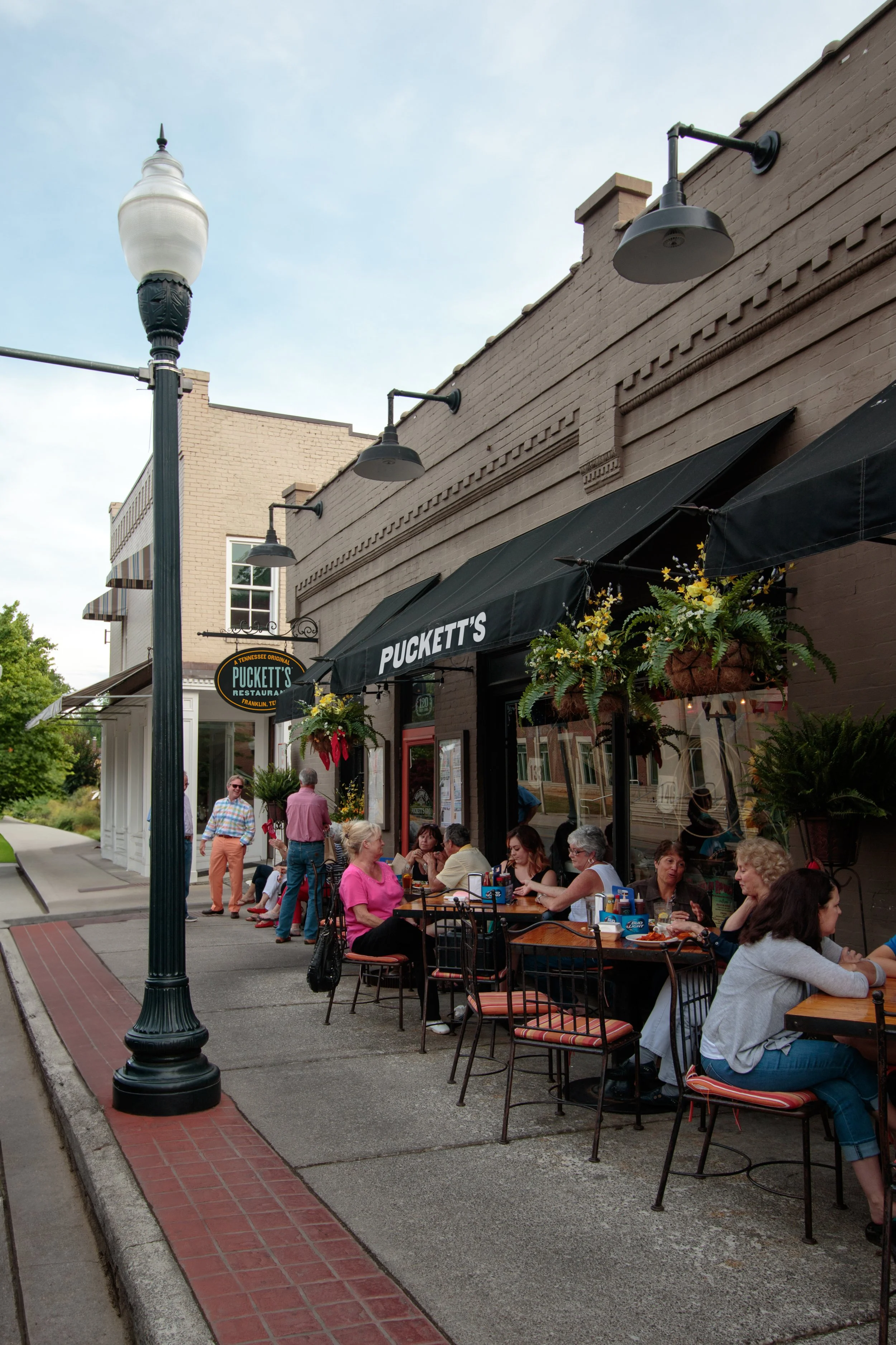 Our Story — Puckett's Restaurant