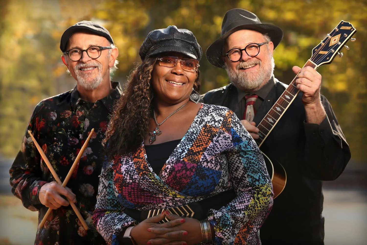 Lisa Law & The Fab 3 — Puckett's Restaurant