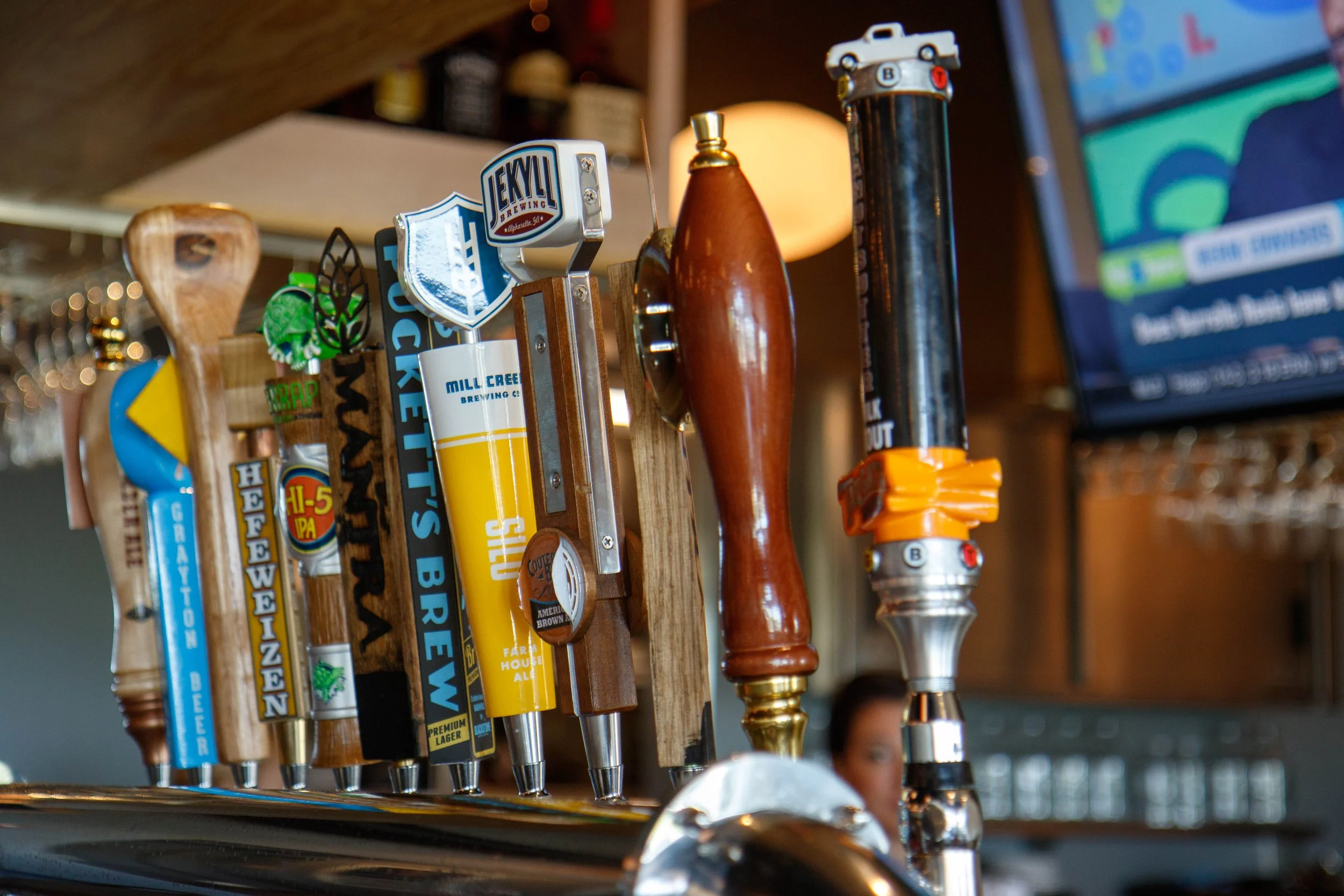 Bar — Scout's Pub