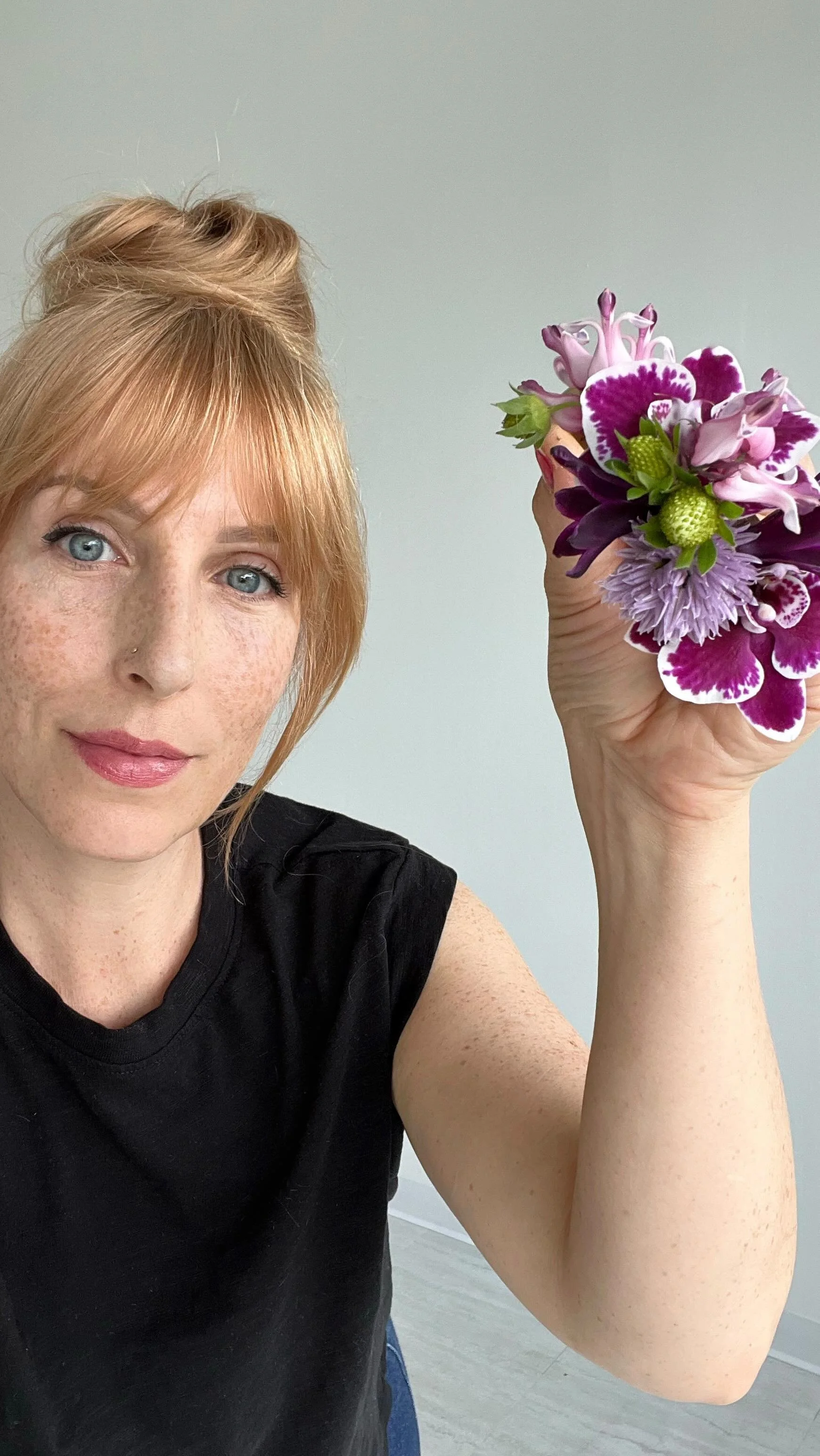 The Art of Wearable Flowers — Susan McLeary a.k.a. Passionflower Sue
