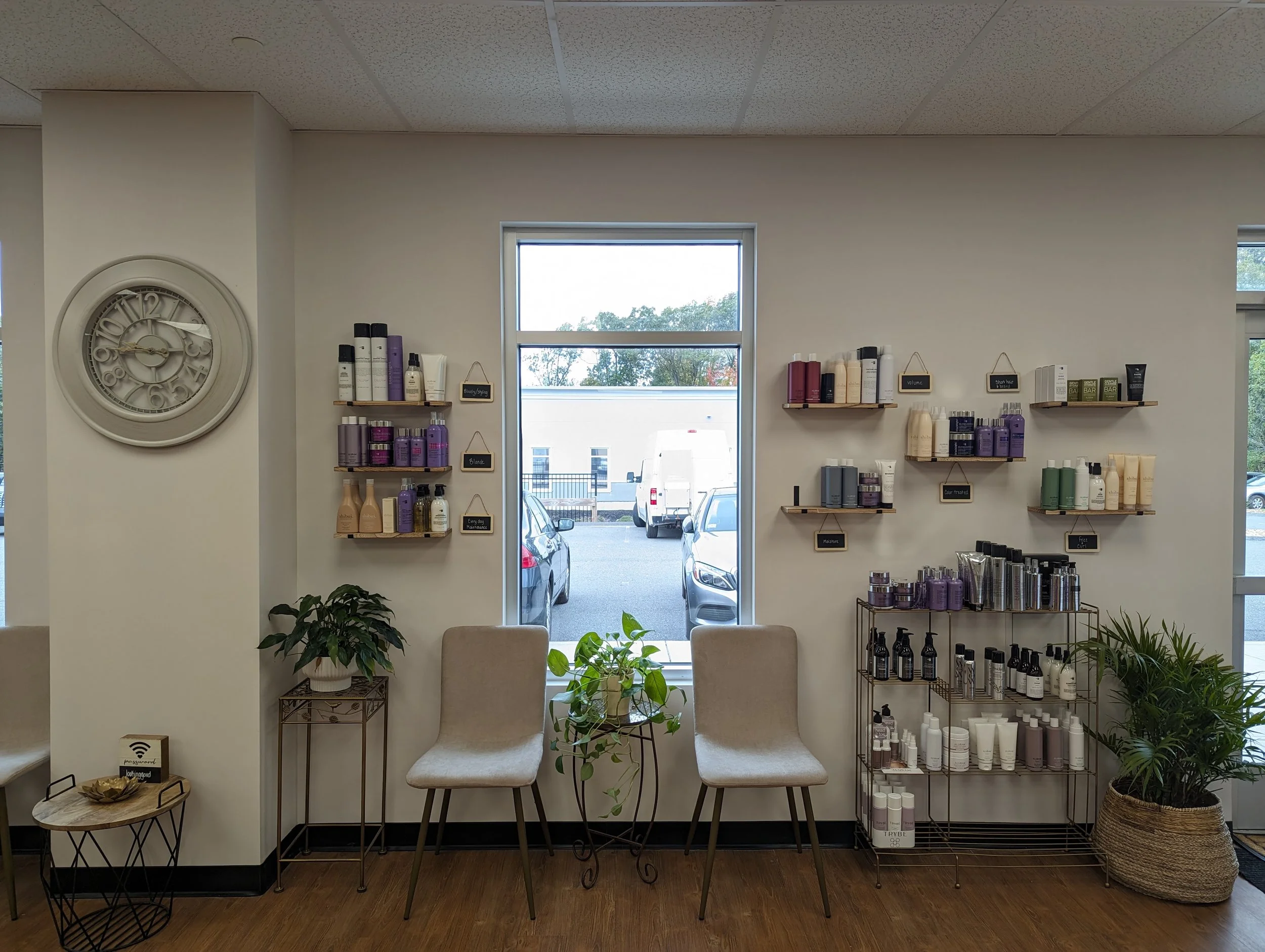 FirstClassHairDesign.com