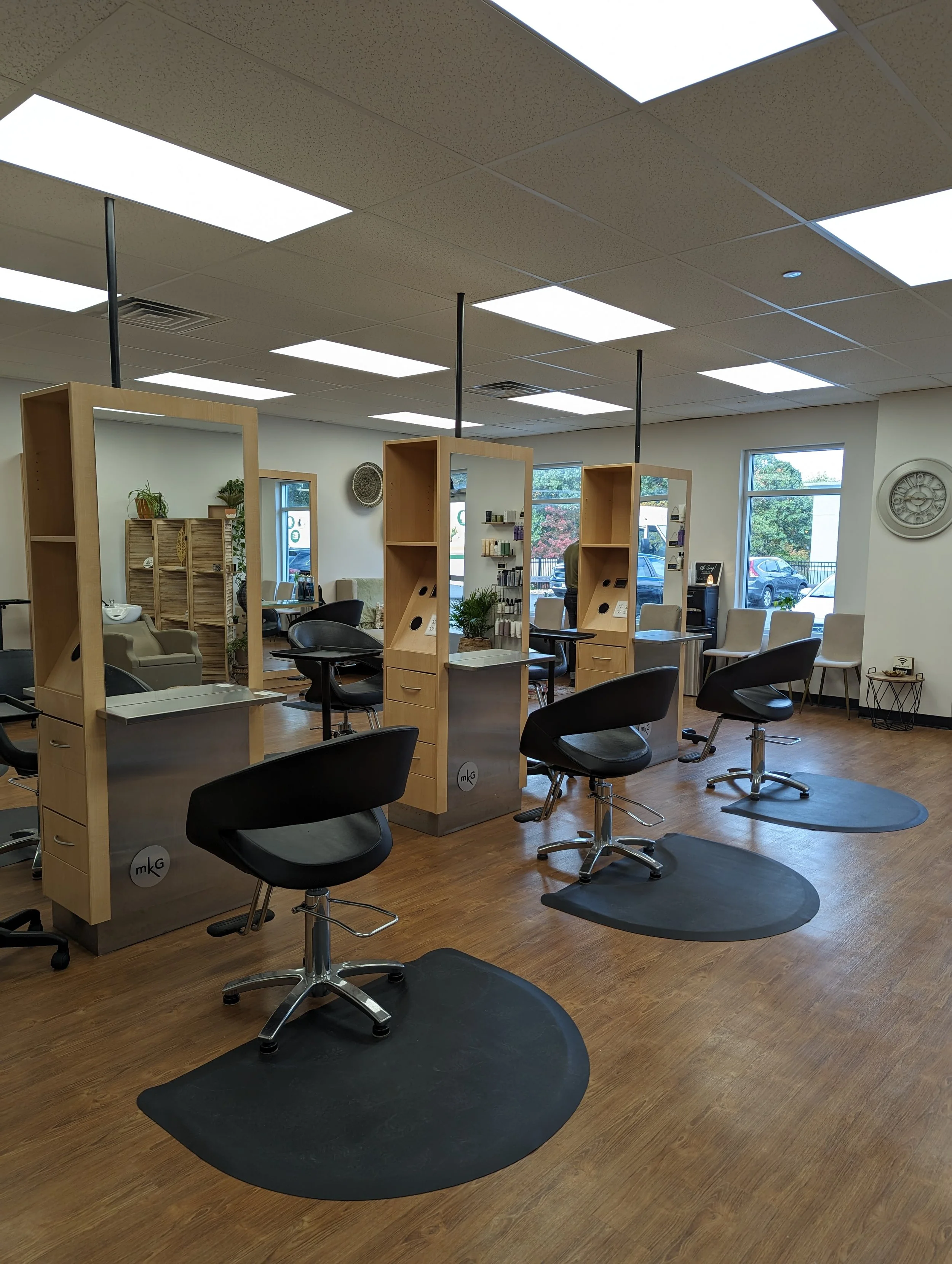 FirstClassHairDesign.com