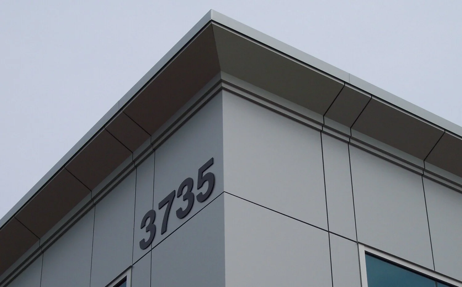 Services — Division 7 Mtls